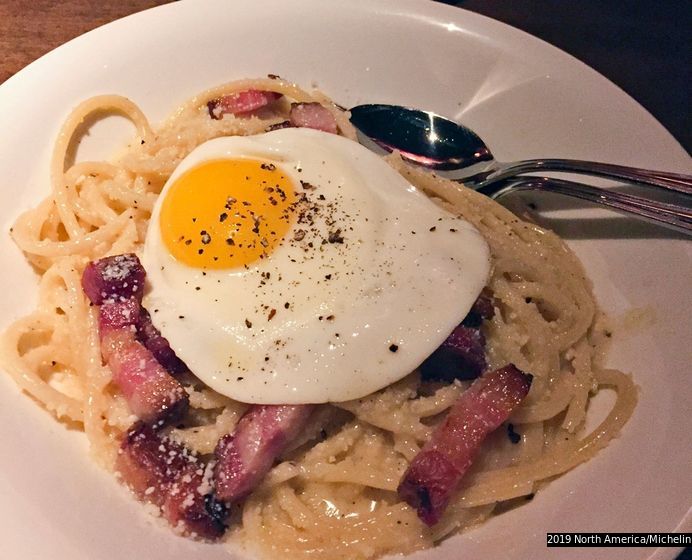 4 Charles Prime Rib – New York - a MICHELIN Guide Restaurant