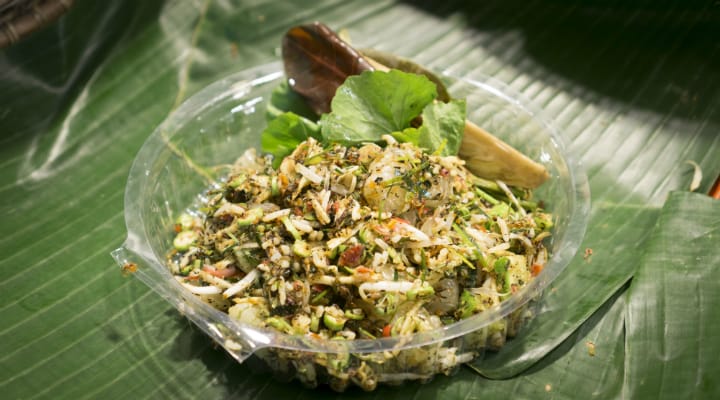 Food Walk #3: Enjoying food from the Deep South in Ramkhamhaeng