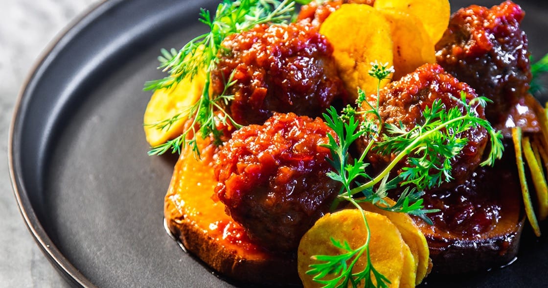 Recipe: Meatballs de Corazón with Piri Piri Sauce