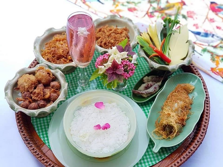 Here Are Bangkok’s Best Khao Chae - The MICHELIN Guide