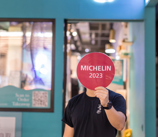 Behind the Bib: Fisholic