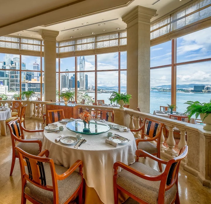 Hong Kong’s Best Restaurants with Harbour Views - The MICHELIN Guide