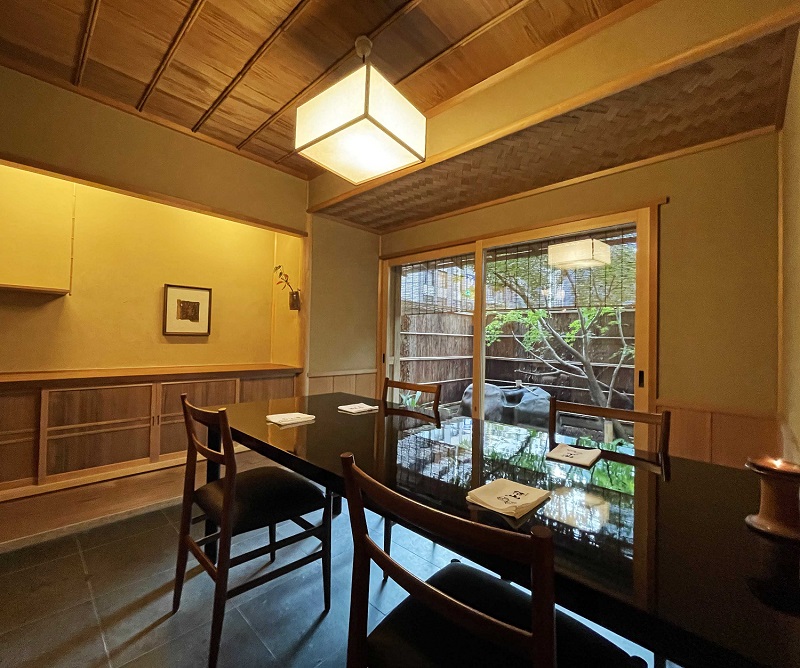 Osaka - Enjoying Japanese Cuisine in a Private Dining Room - The ...