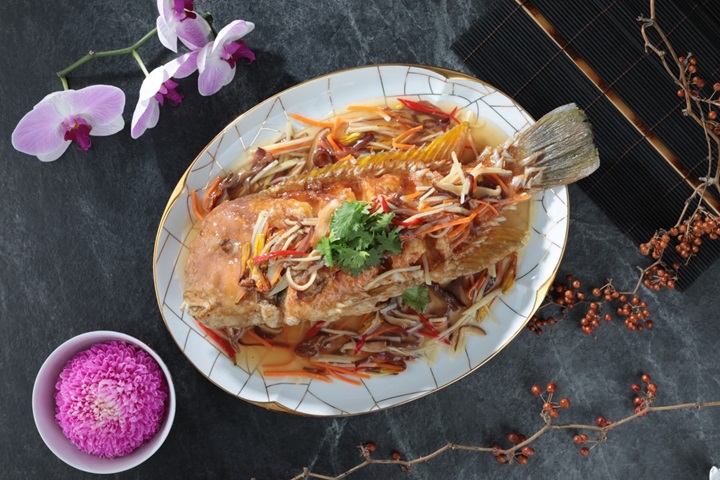 Wine Pairing for the Lunar New Year: A Guide By Sommeliers of MICHELIN ...