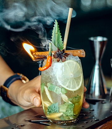 How to Make Mekhong Cocktail, an Award-Winning Cocktail Served at the ...