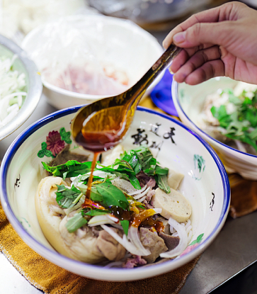 Iconic Dishes: What Is Bun Cha, Hanoi’s Grilled Pork and Noodle Dish ...