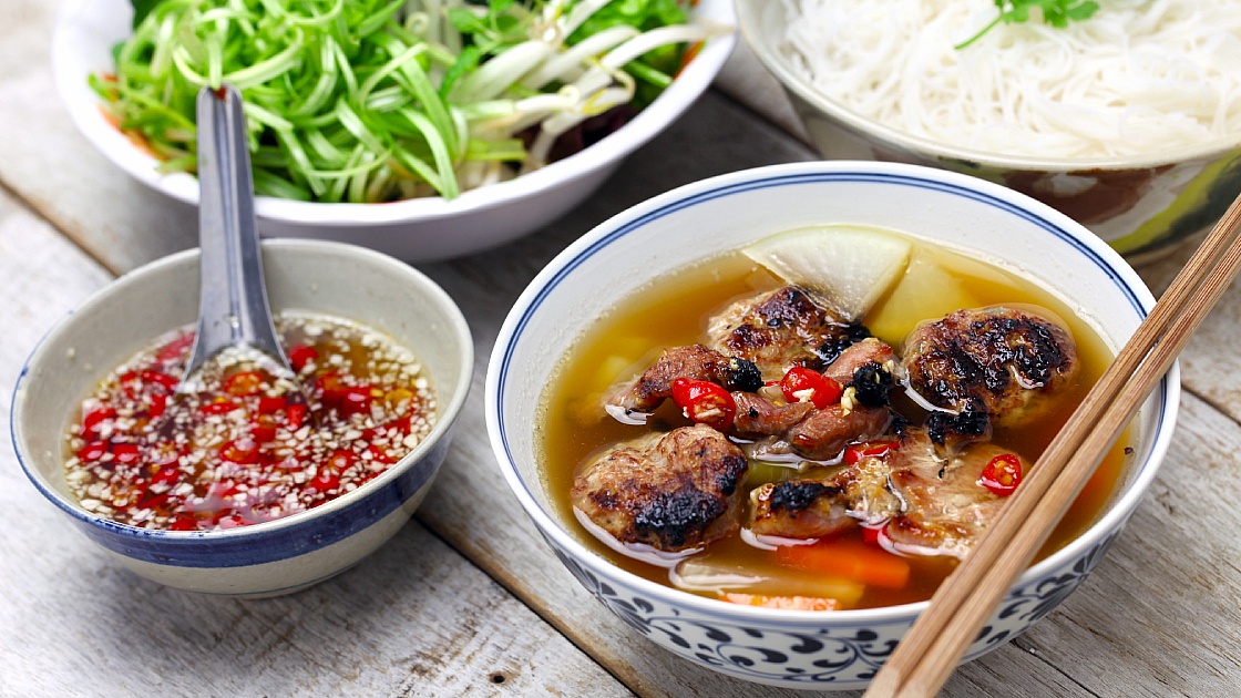 Iconic Dishes: What Is Bun Cha, Hanoi’s Grilled Pork and Noodle Dish ...