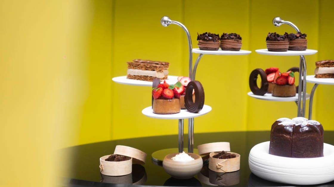 Des tea time de palaces sublimes et gourmands à Paris et Versailles