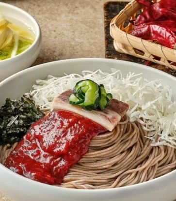 Chef Kim Do-yun in Culinary Class War: The Art of Food and Human Connection